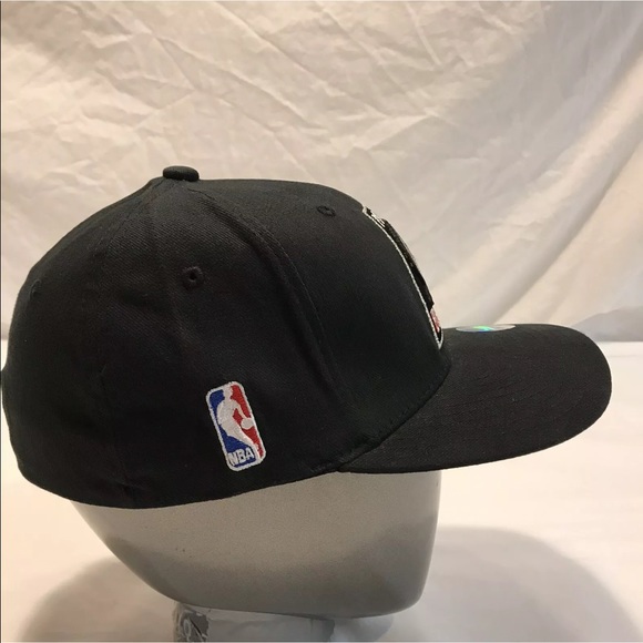 Reebok | Accessories | Portland Trail Blazers Official Courtside Osfm ...